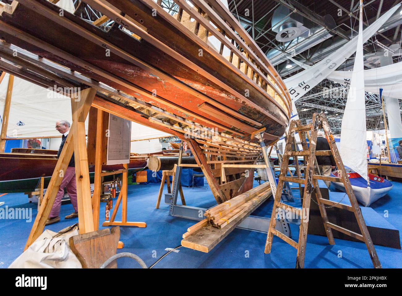 An exhibit demonstrates the craft of hand made sailing craft at 'boot ...