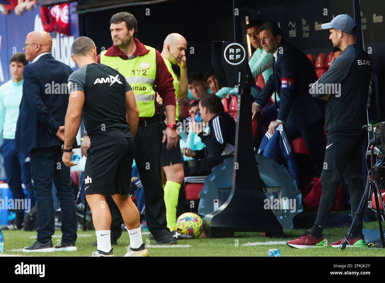 Referee pablo gonzalez fuertes hi-res stock photography and images - Alamy