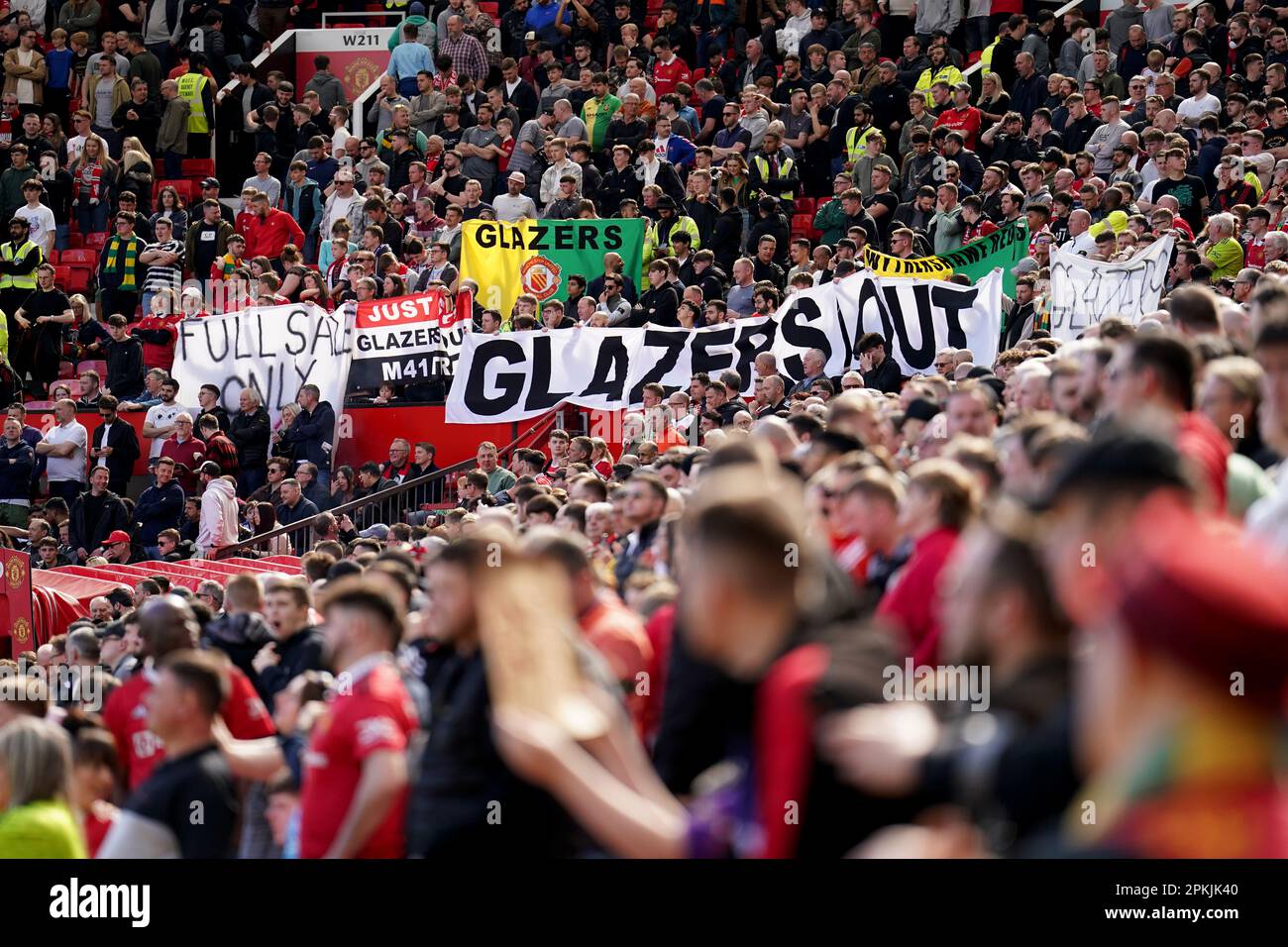 Manchester United with Glazers Out banners in the stands during the ...