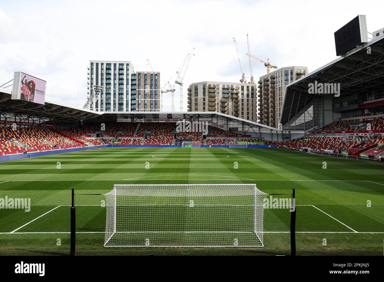 London, UK. 08th Apr, 2023. 8th April 2023; Gtech Community Stadium ...