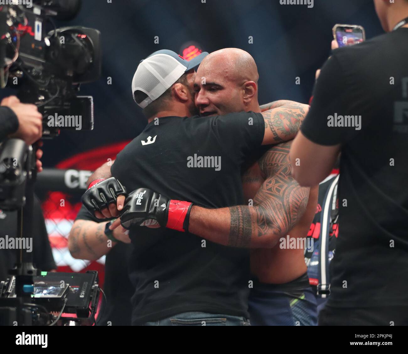 LAS VEGAS, NEVADA - APRIL 7: Bruno Cappelozza and Matheus Scheffel meet ...