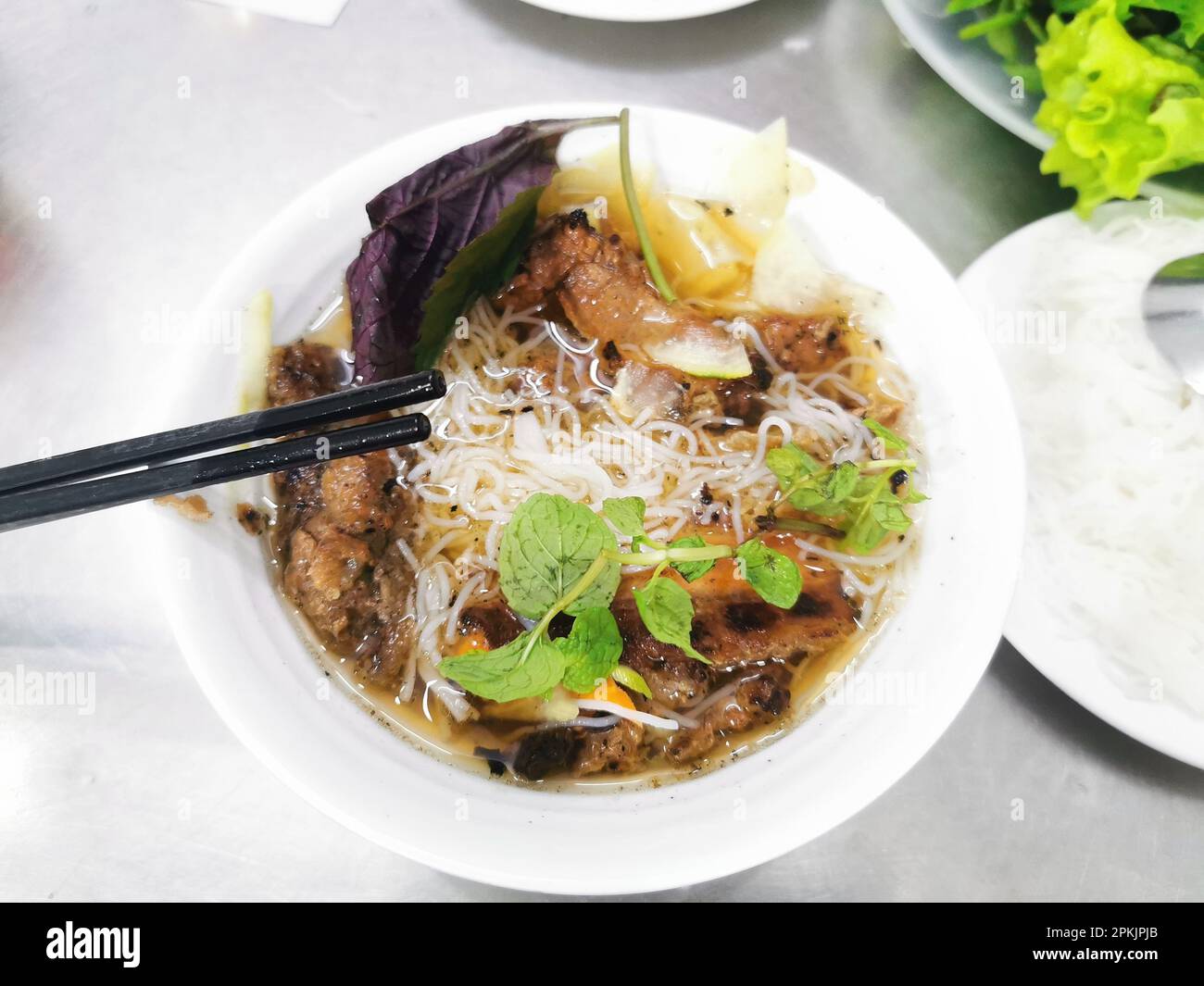 Bun cha huong lien hi-res stock photography and images - Alamy