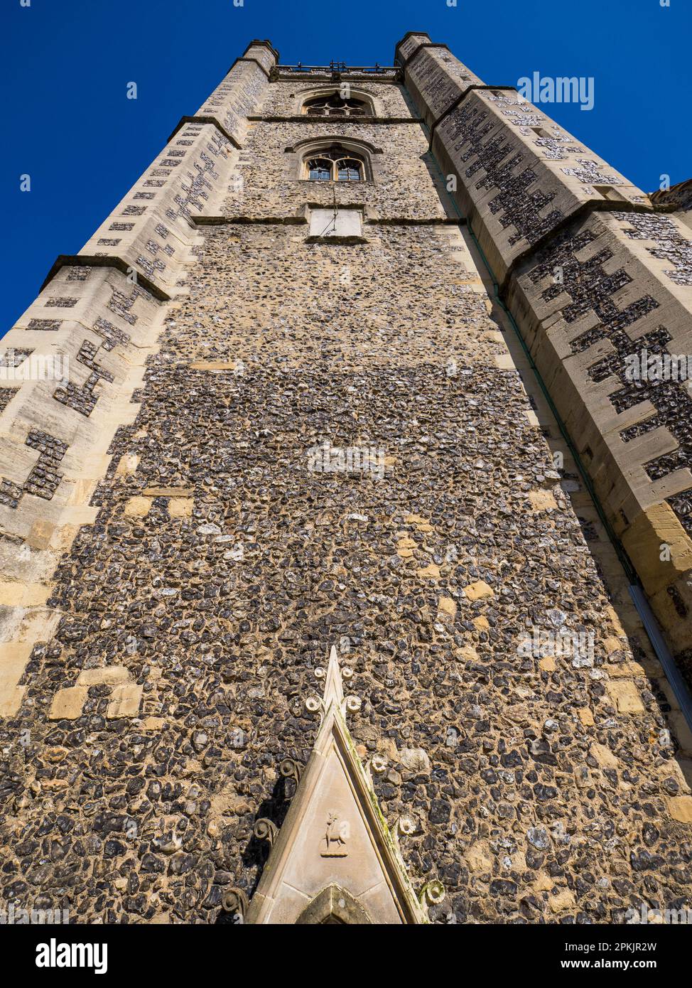 St laurence church reading berkshire hi-res stock photography and ...