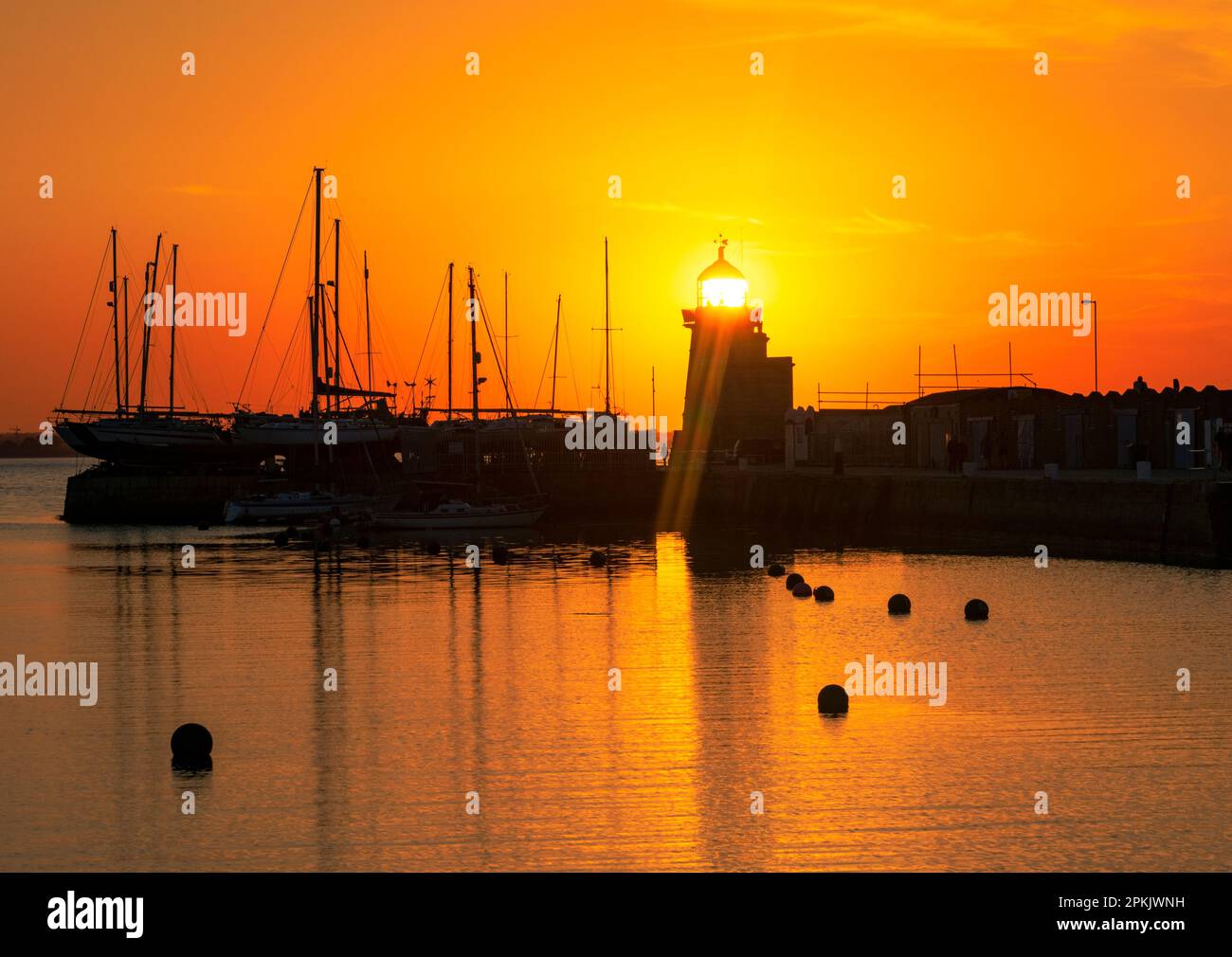 Howth east pier hi-res stock photography and images - Alamy