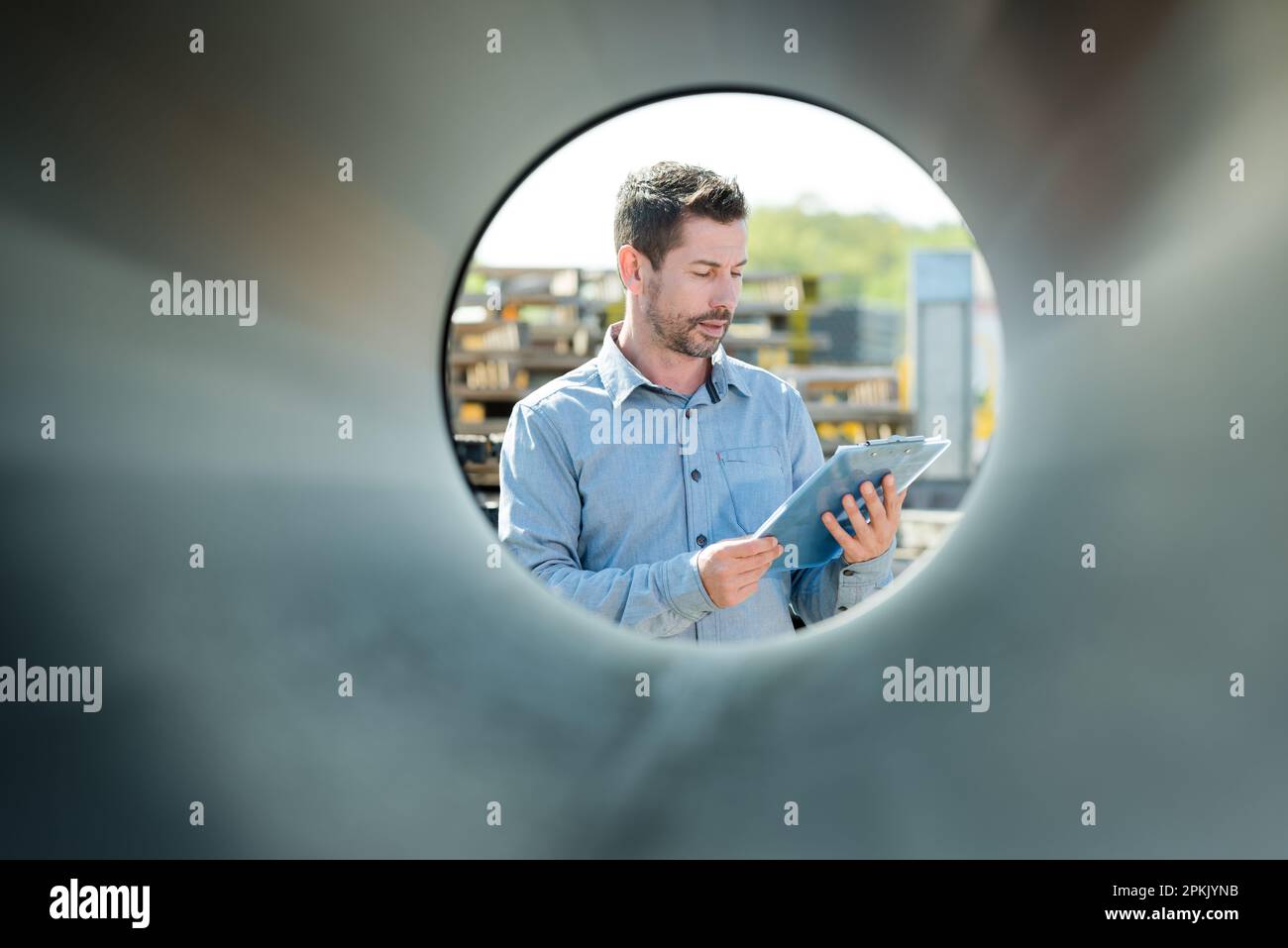 Looking through pipes hi-res stock photography and images - Alamy