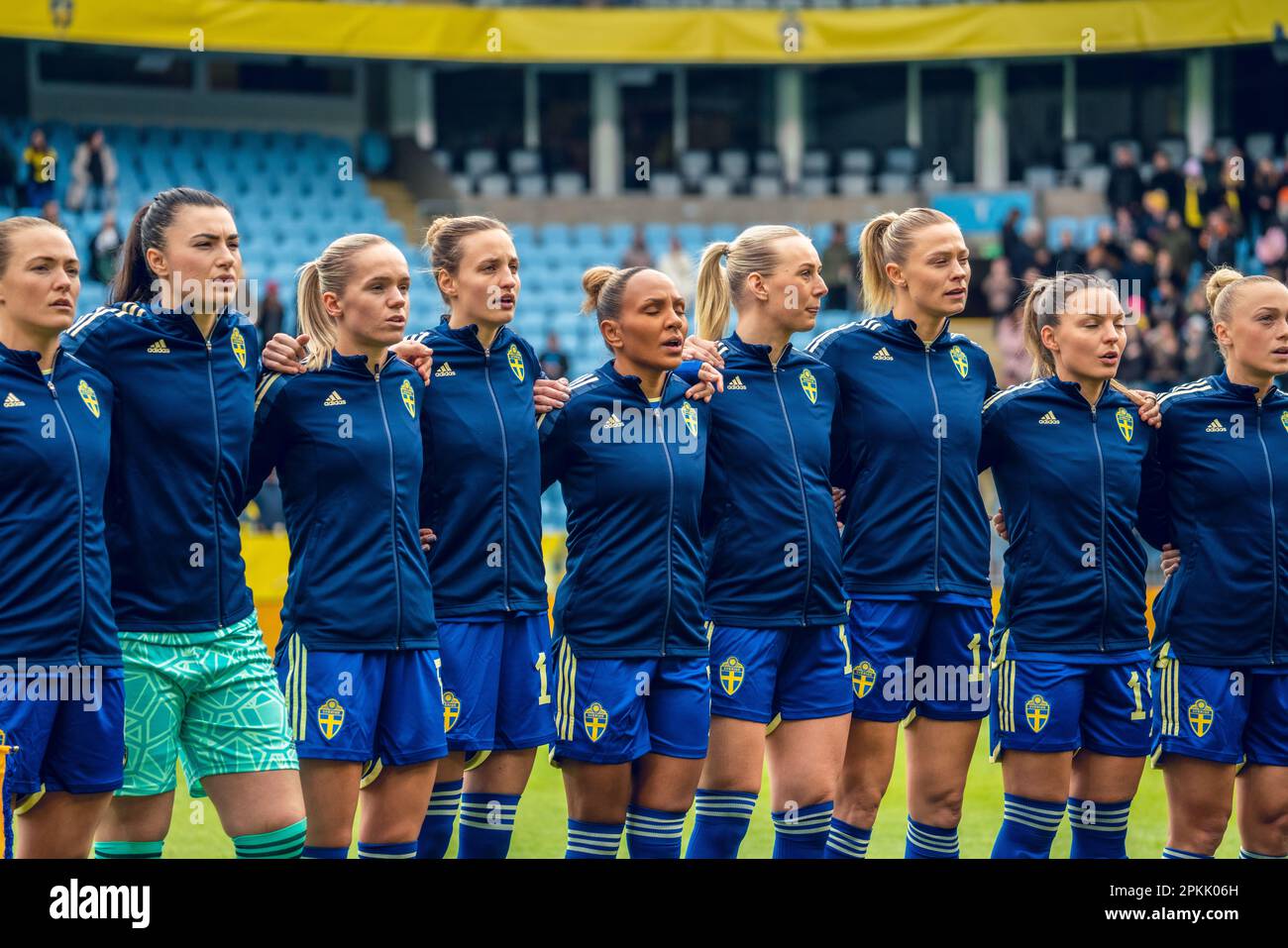 Malmoe, Sweden. 07th Apr, 2023. The players of Sweden line up for the ...