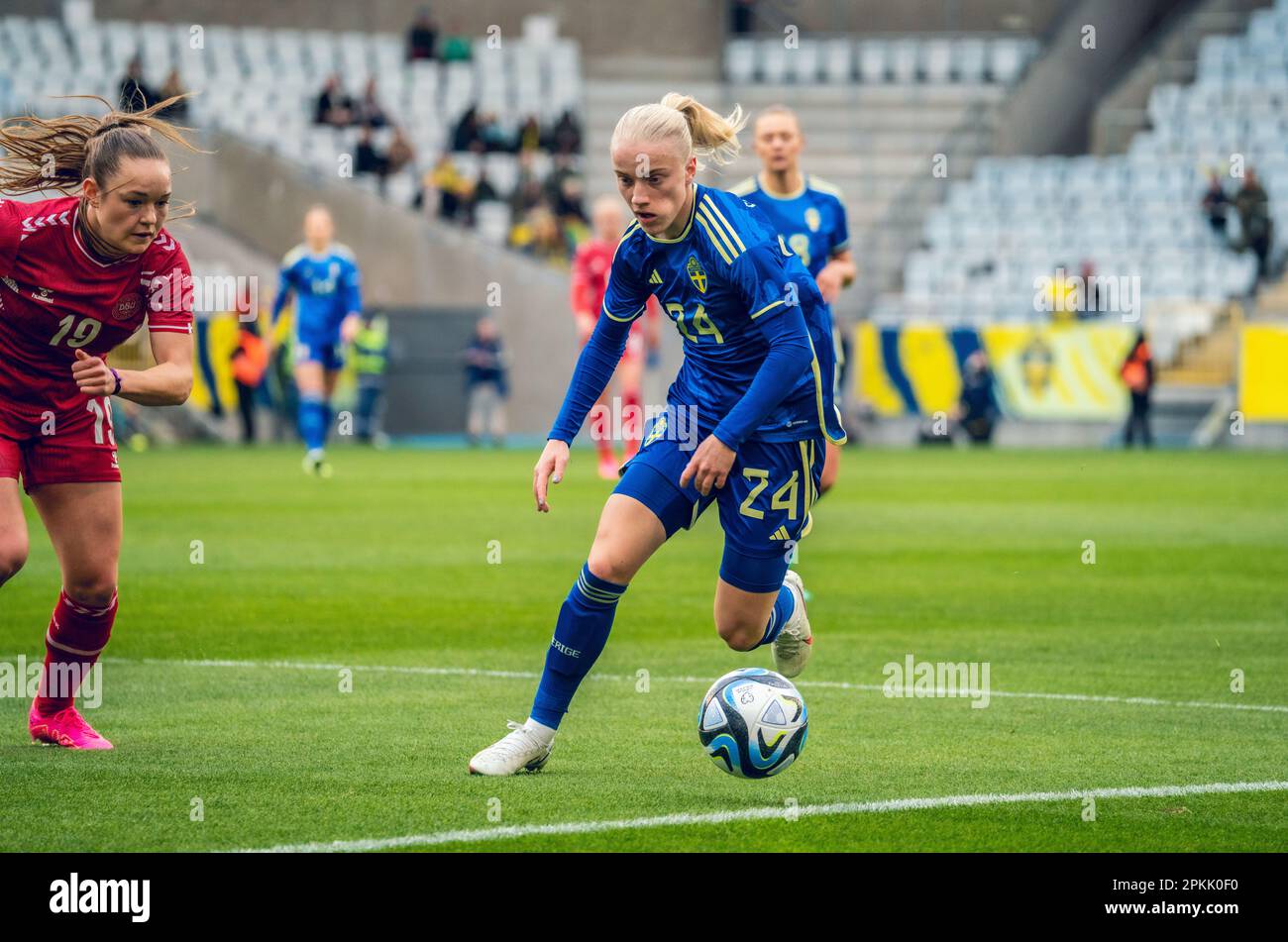 24 apr 2023 hi-res stock photography and images - Alamy