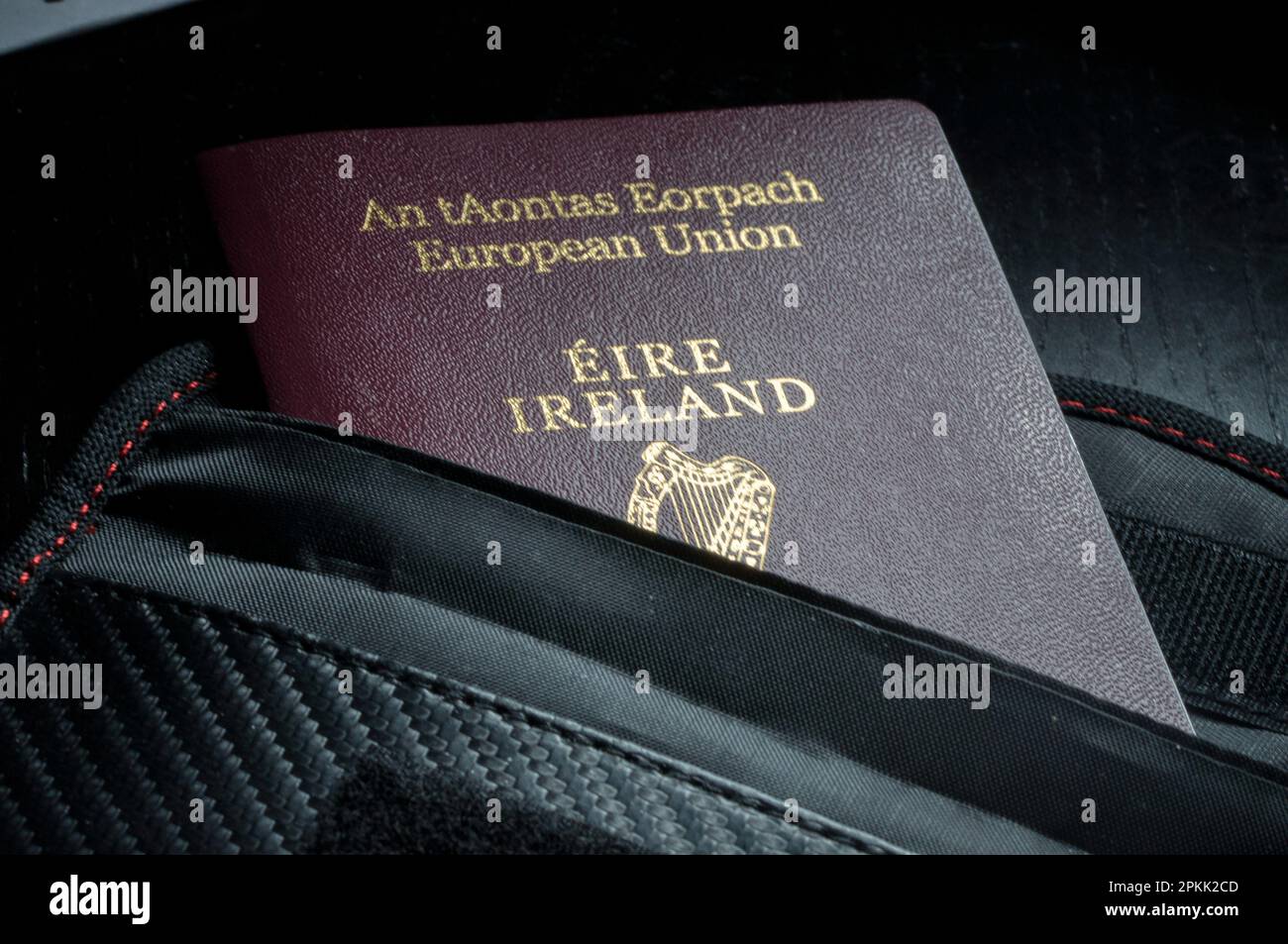 An irish passport hi-res stock photography and images - Alamy