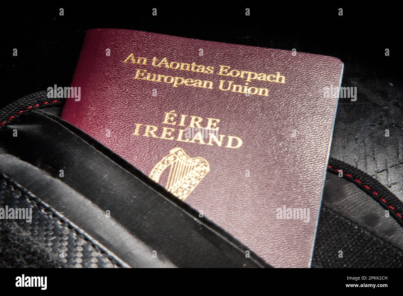 An irish passport hi-res stock photography and images - Alamy