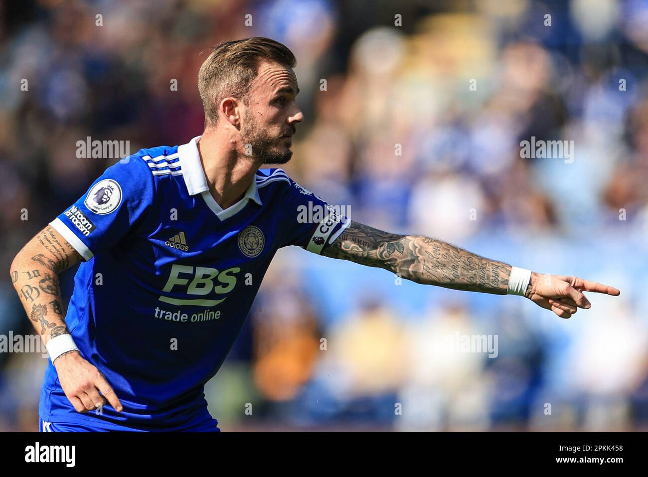 James Maddison #10 of Leicester City gives his team instructions during ...