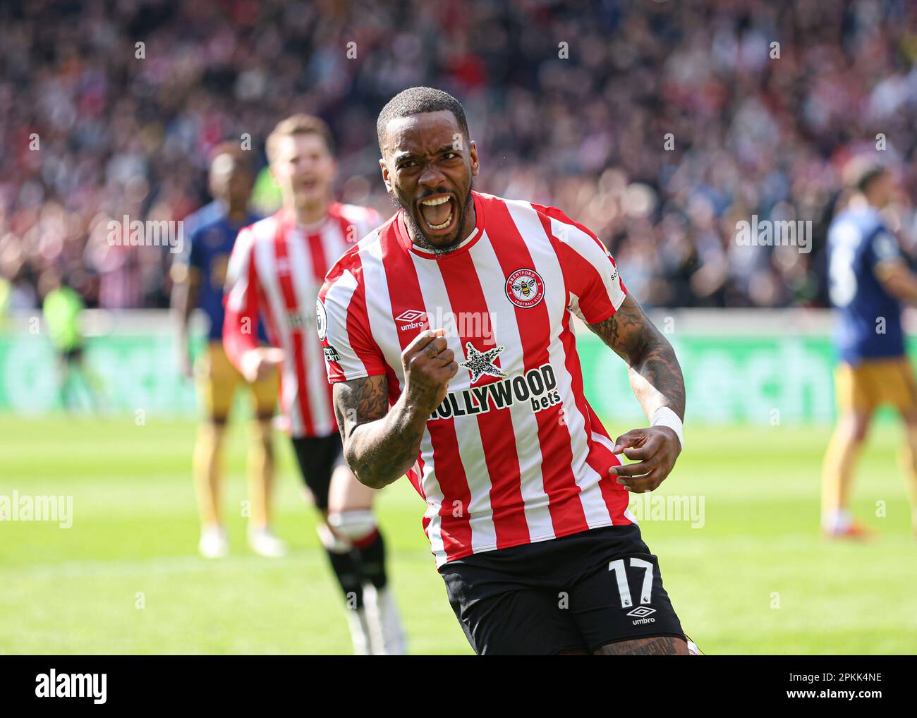 London, UK. 08th Apr, 2023. 8th April 2023; Gtech Community Stadium ...