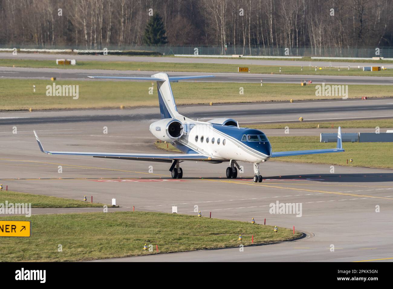 Zurich, Switzerland, January 2, 2023 Gulfstream 450 business aircraft ...