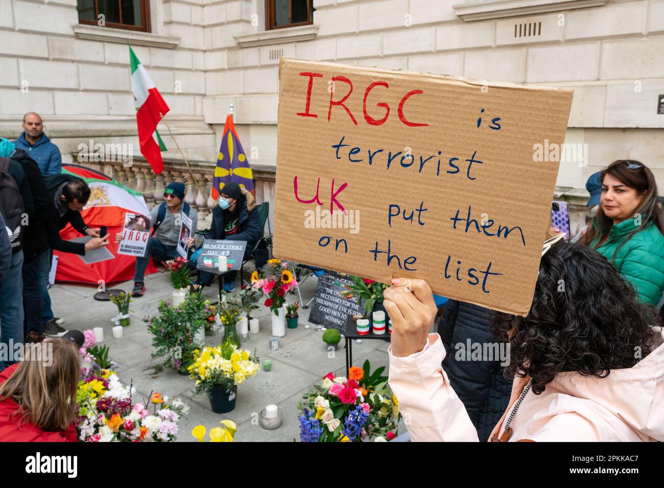 British iranian women hi-res stock photography and images - Alamy