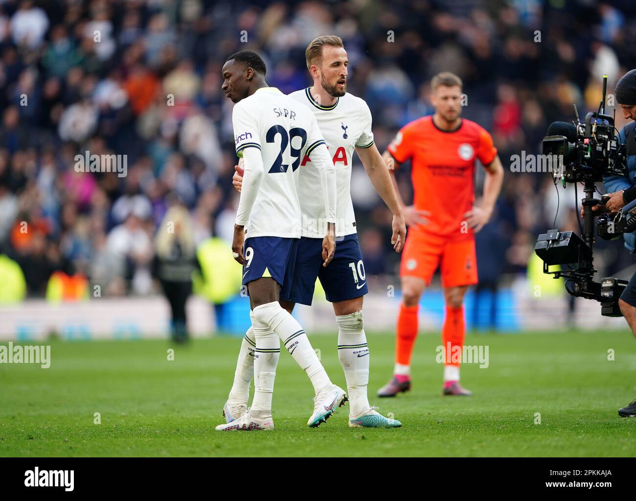 Pape matar sarr football match hi-res stock photography and images - Alamy