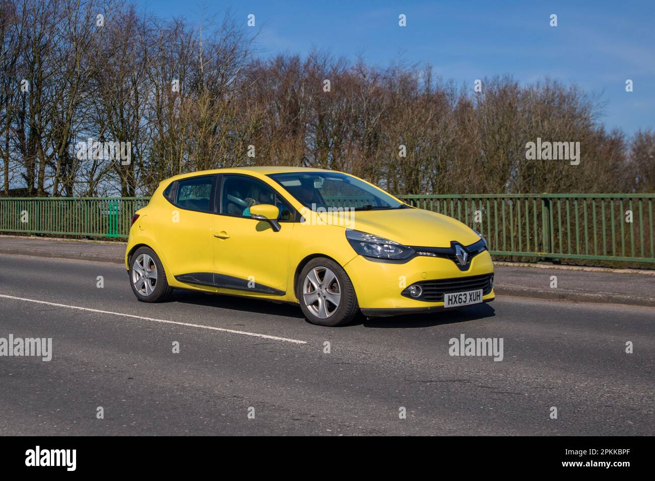 Renault clio expression 2013 cars hi-res stock photography and images ...