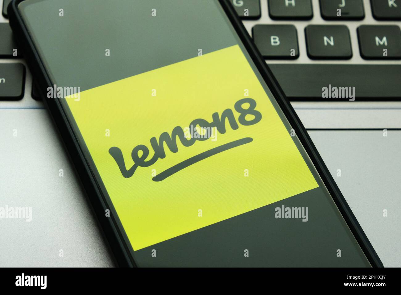 Tiktok lemon8 hi-res stock photography and images - Alamy