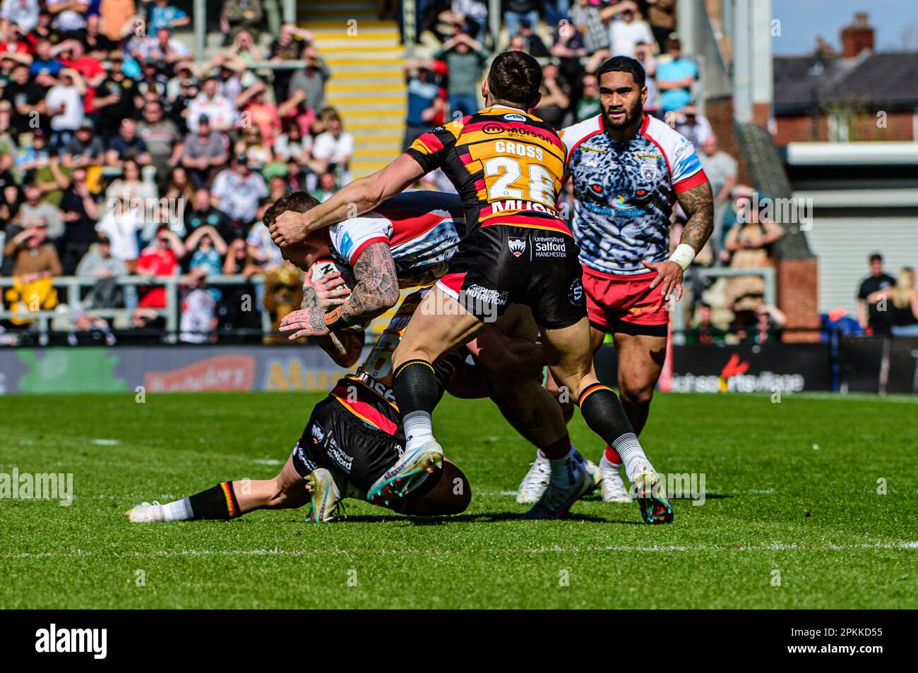 Deon cross hi-res stock photography and images - Alamy