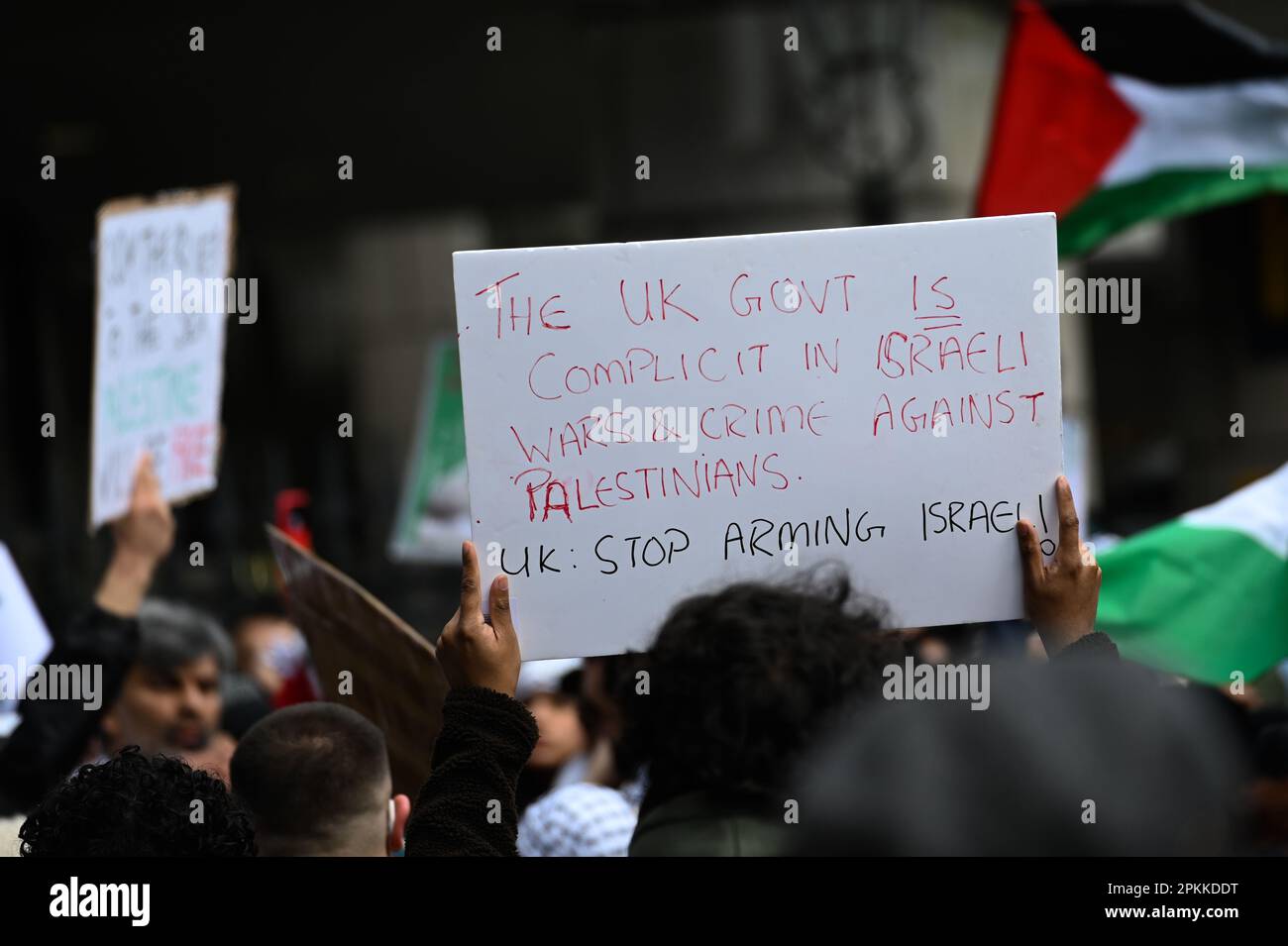 Israel Embassy, London, UK. 8th April 2023. Palestinian solidarity ...