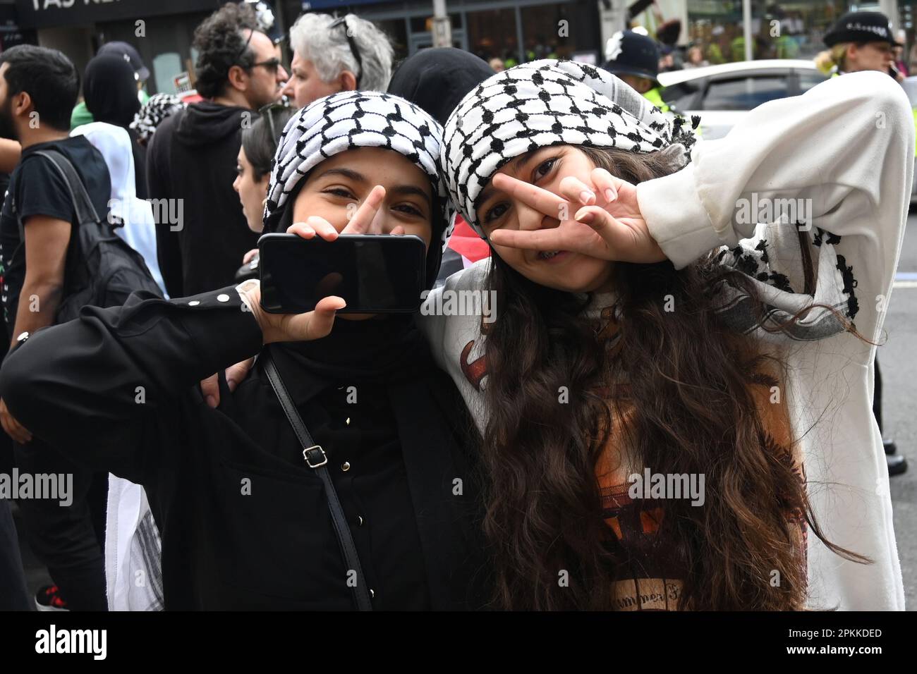 Israel Embassy, London, UK. 8th April 2023. Palestinian solidarity ...