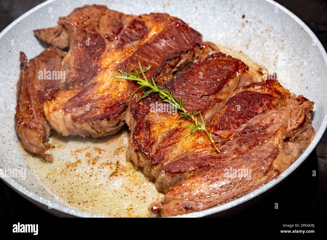 Wagyu beef, the most expensive and tender Japanese beef in the world ...