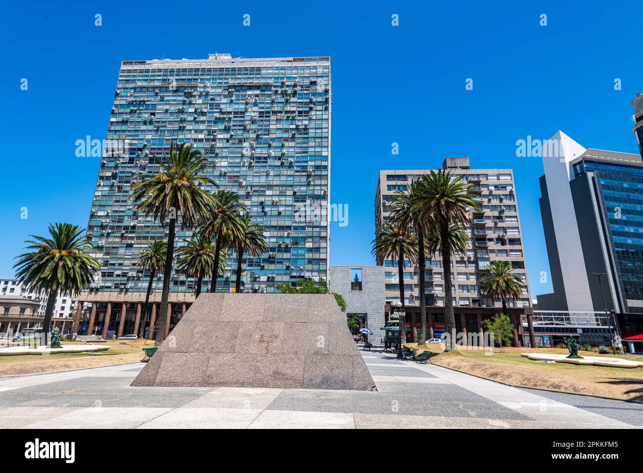 Independence square montevideo hi-res stock photography and images - Alamy
