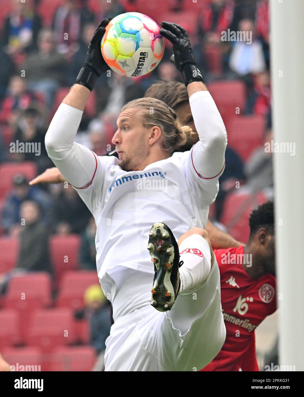 27 robin zentner hi-res stock photography and images - Alamy