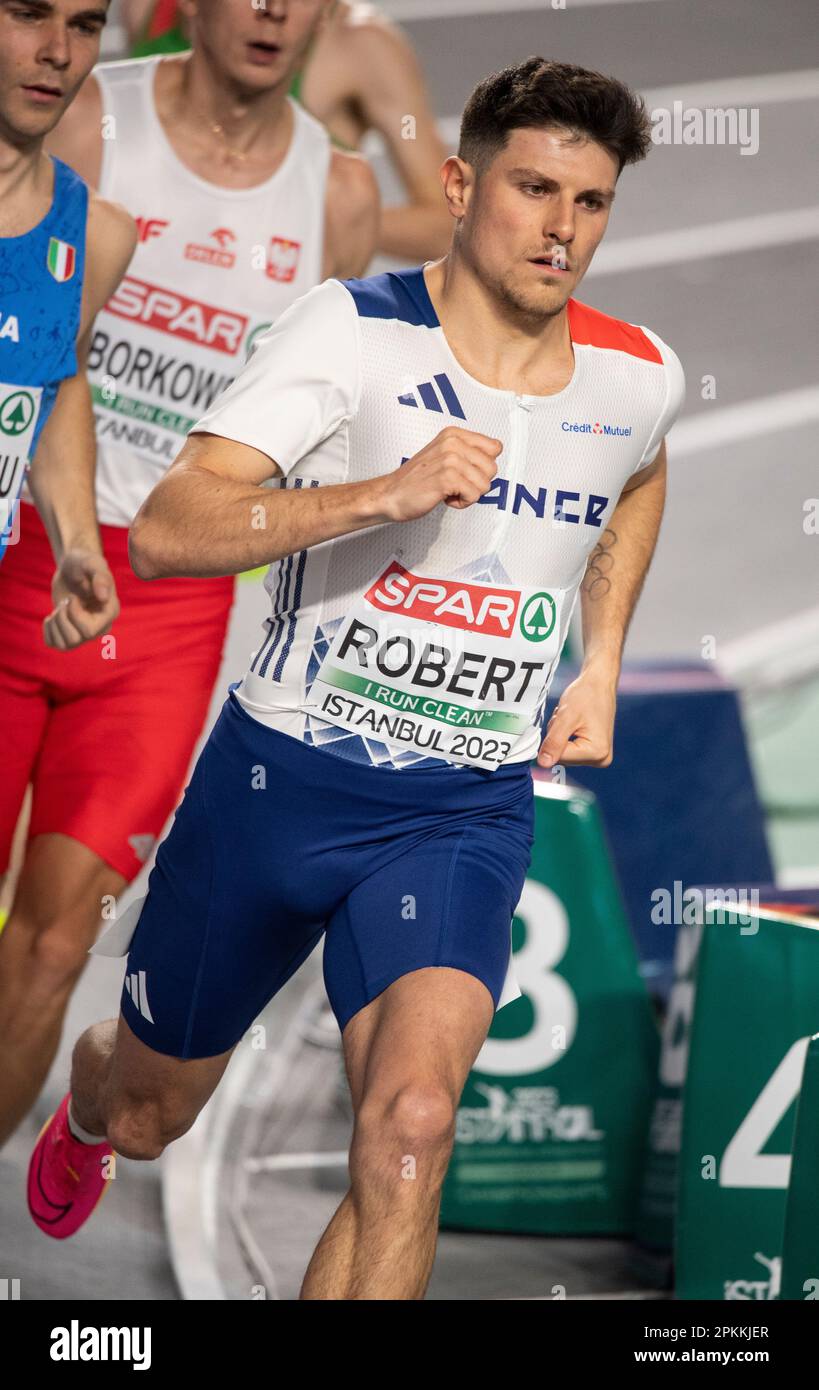 Benjamin Robert of France competing in the men’s 800m semi final at the ...