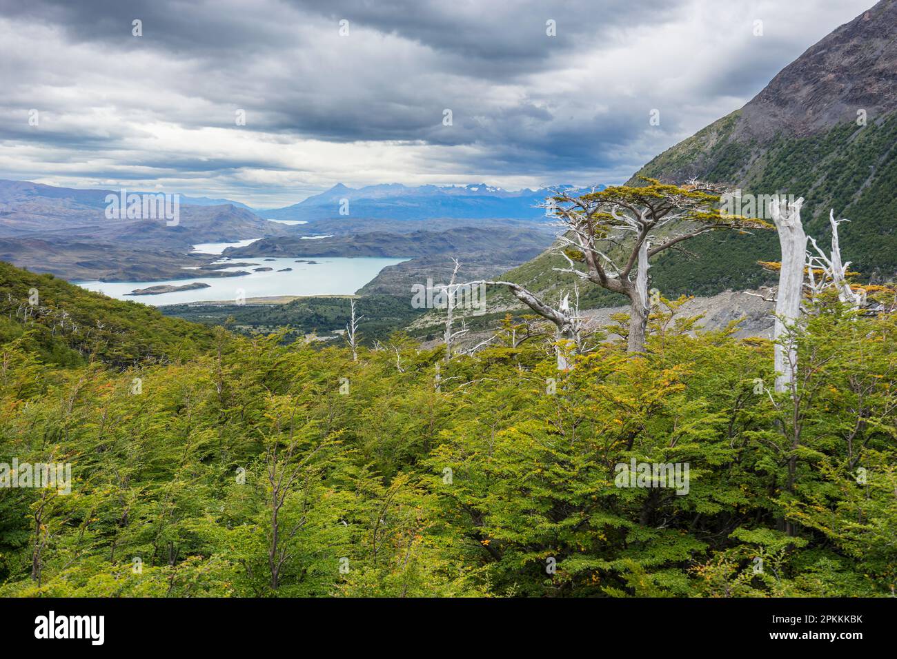 French Valley viewpoint, Torres del Paine National Park, Patagonia ...