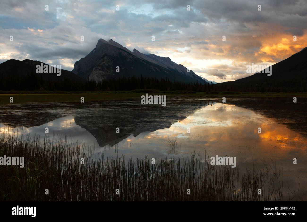 Mount Rundle and Vermillion Lakes, Banff National Park, UNESCO World ...