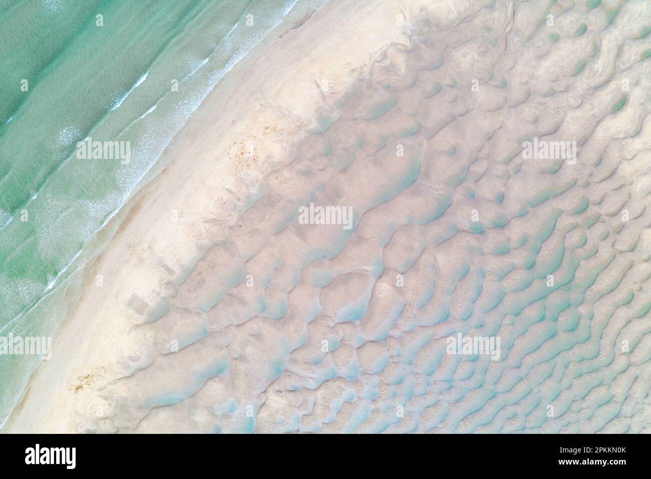 Low tide exposing the Doom Bar on the Camel Estuary near Padstow ...