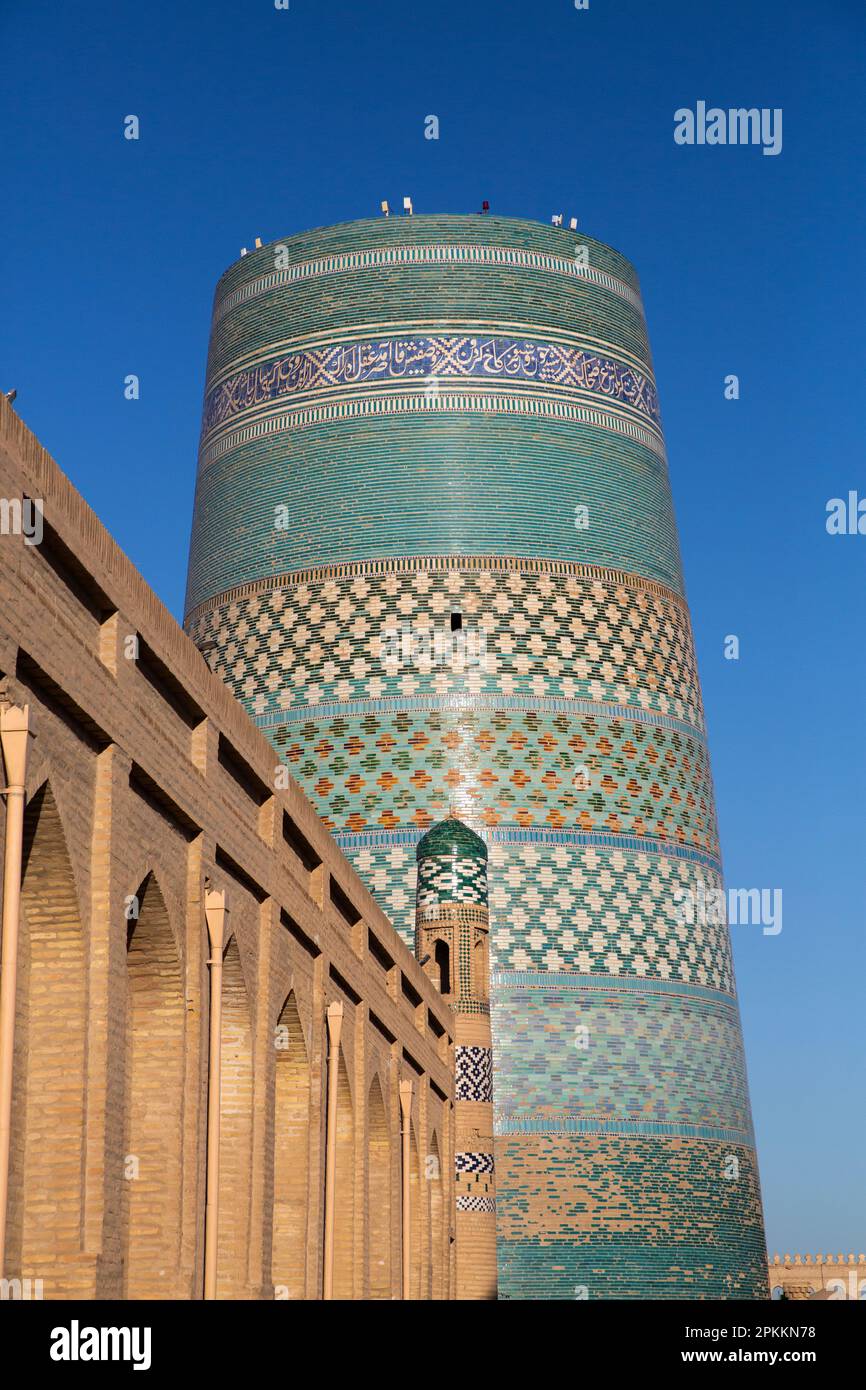 Kalta Minaret, Ichon Qala (Itchan Kala), UNESCO World Heritage Site ...
