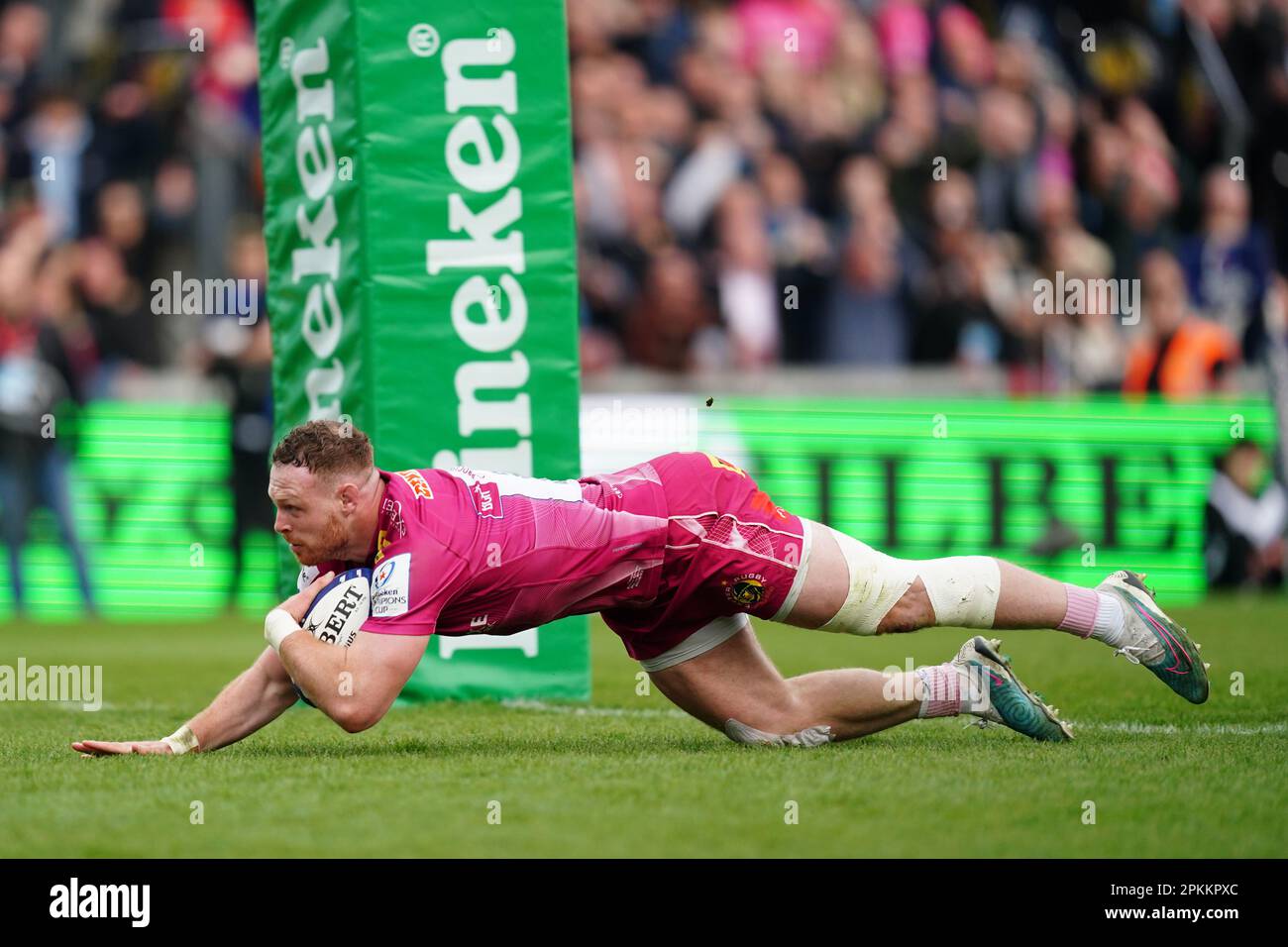 Exeter Chiefs’ Sam Simmonds scores their sides fourth try during the ...
