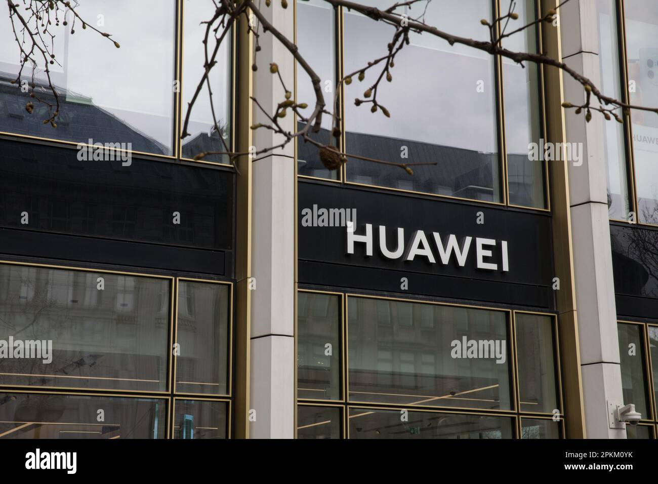 Berlin, Germany. 08th Apr, 2023. Storefront of Huawei in Berlin on ...