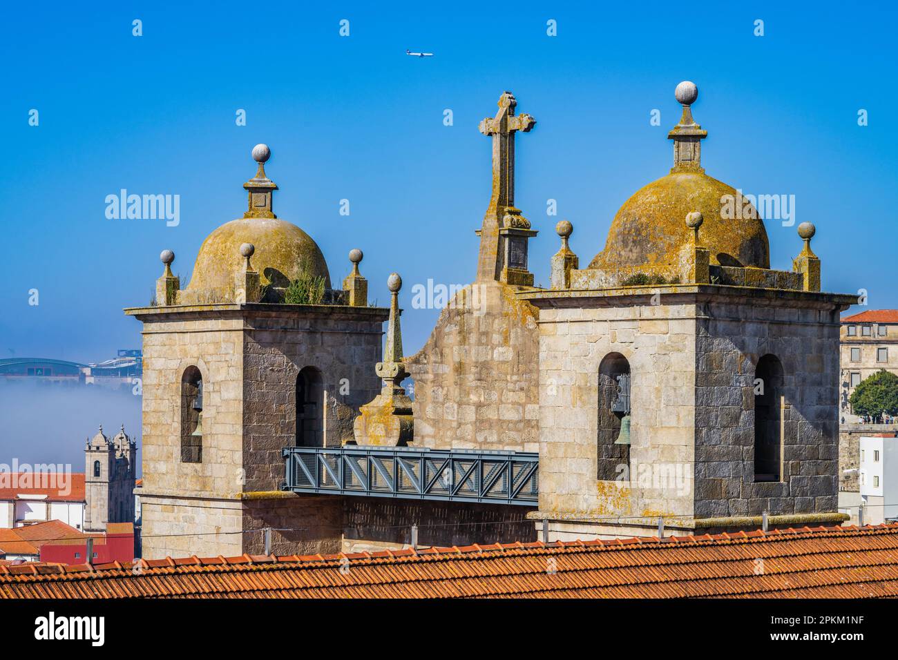 Oporto tradicional hi-res stock photography and images - Alamy