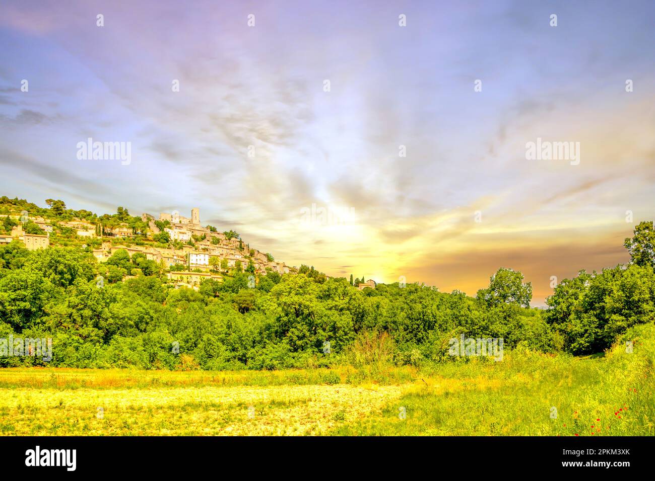 Bonnieux market france hi-res stock photography and images - Alamy