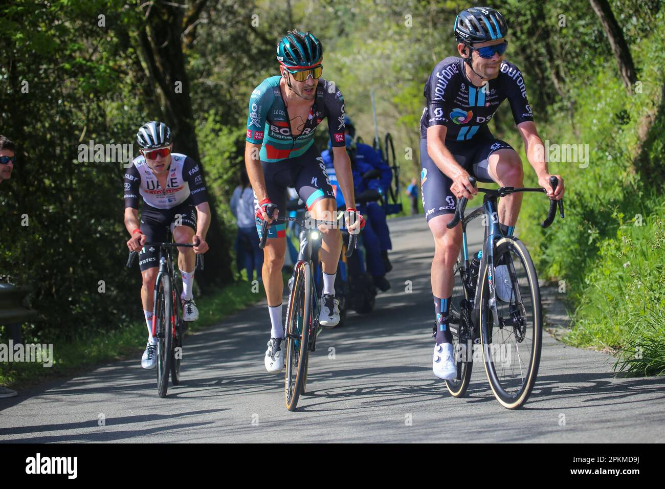 Eibar, Spain, April 08th, 2023: The riders from BORA - hangsrohe ...