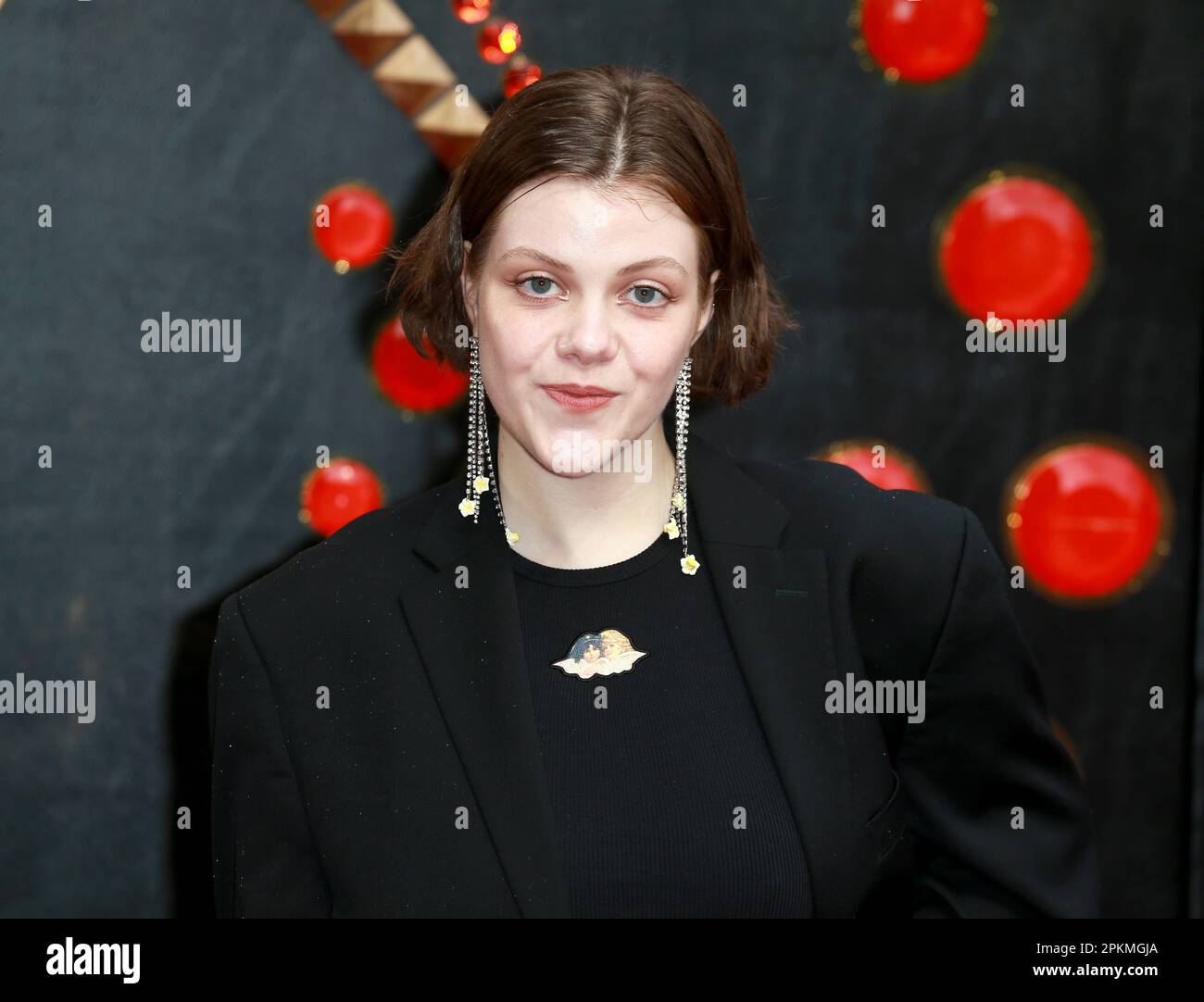 Georgie henley 2022 hi-res stock photography and images - Alamy