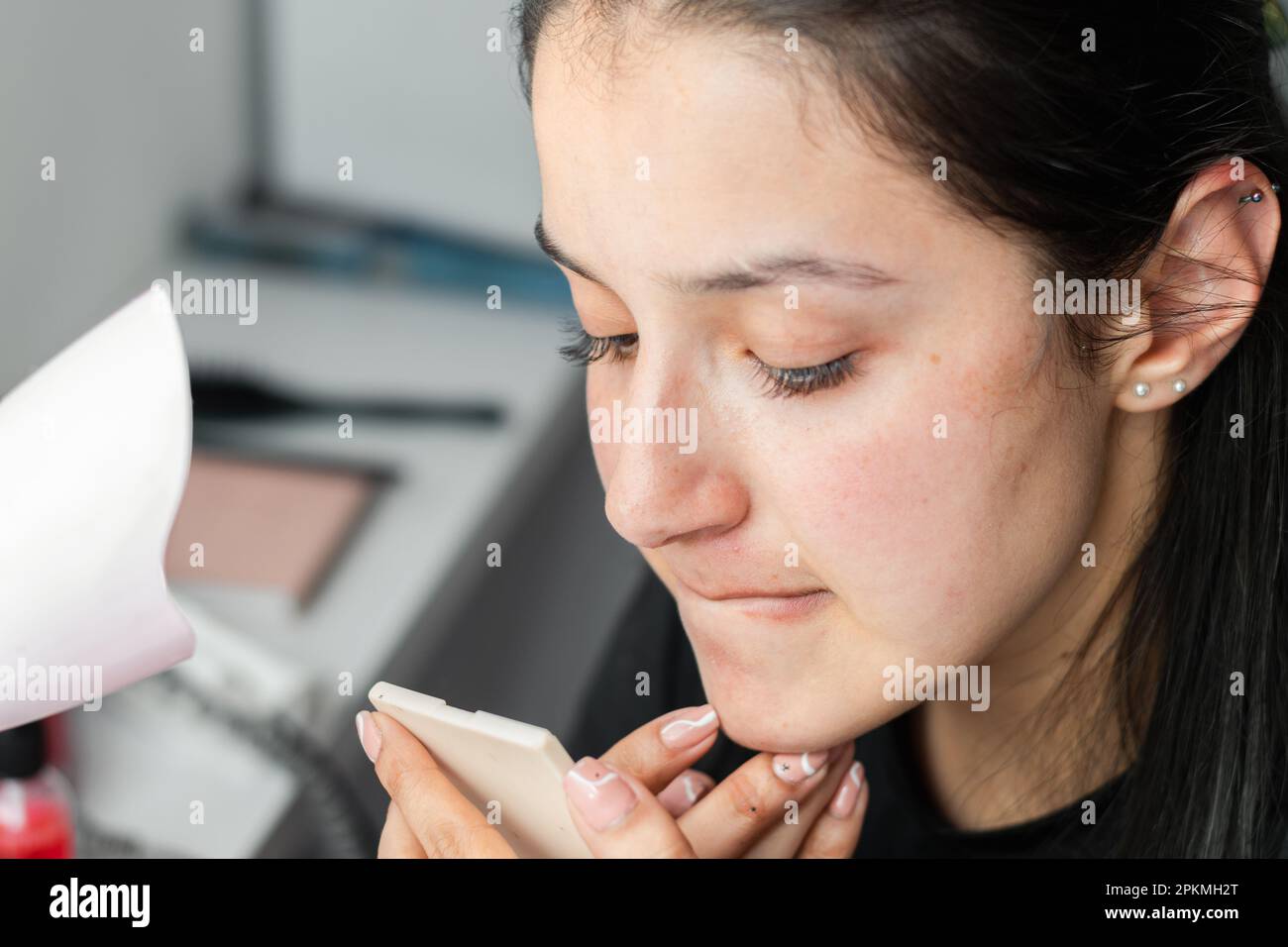 Defined face hi-res stock photography and images - Alamy