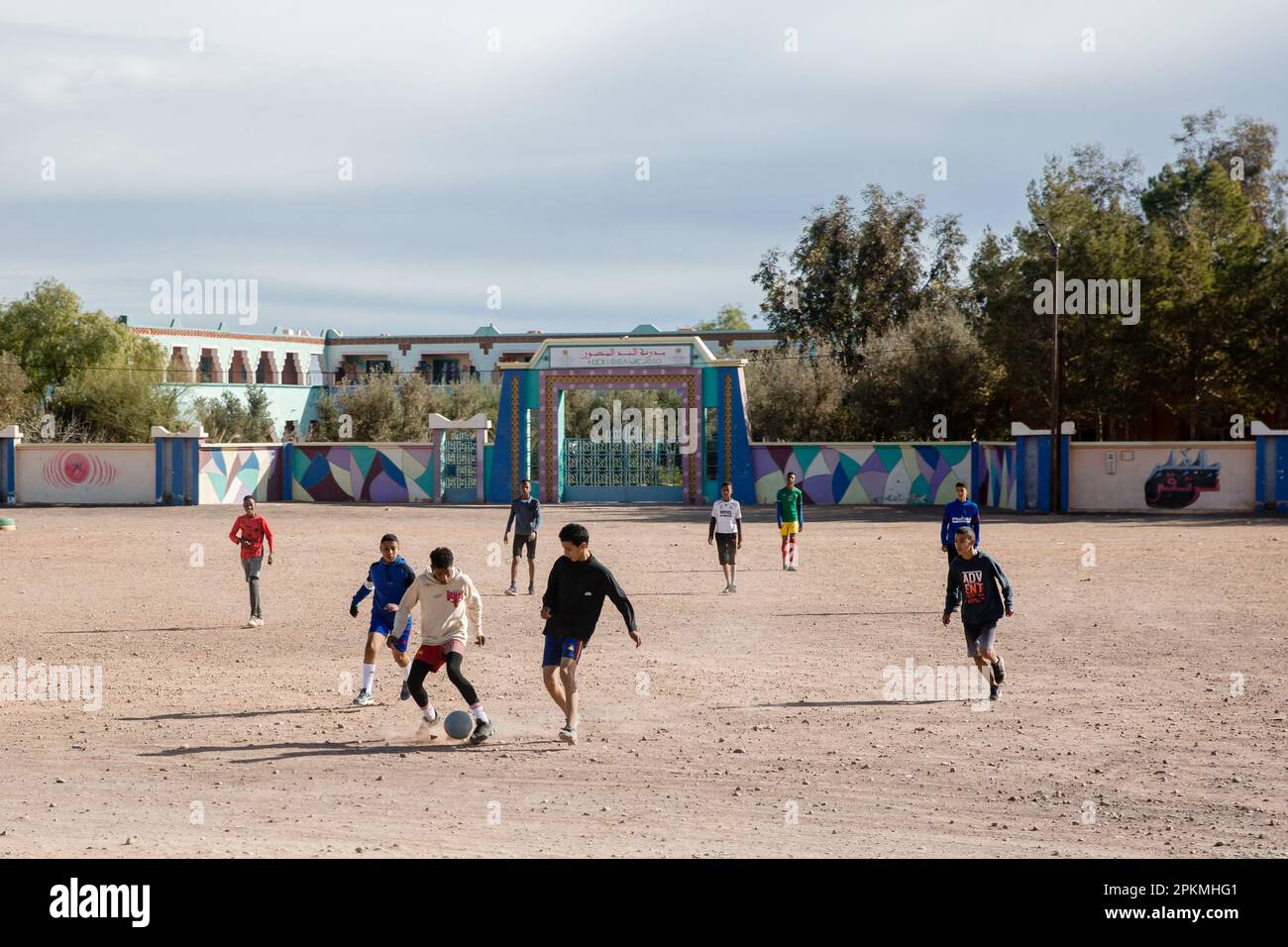 Dirt soccer field hi-res stock photography and images - Alamy