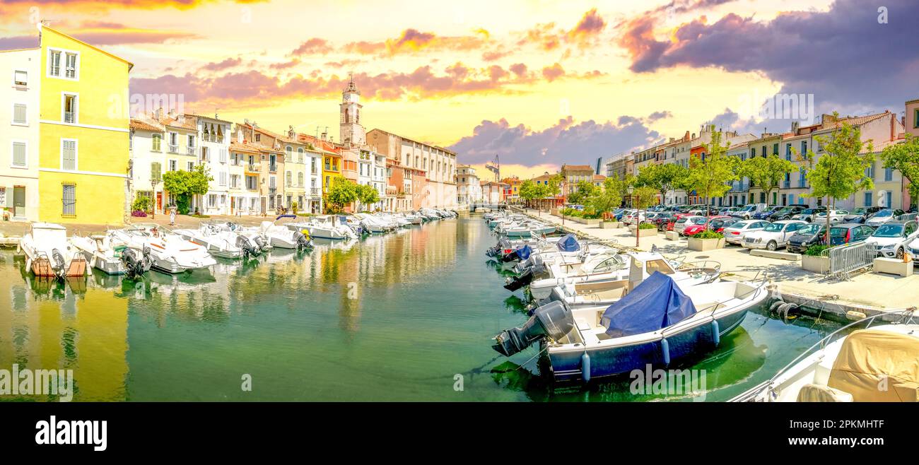 Canal aux martigues hi-res stock photography and images - Alamy