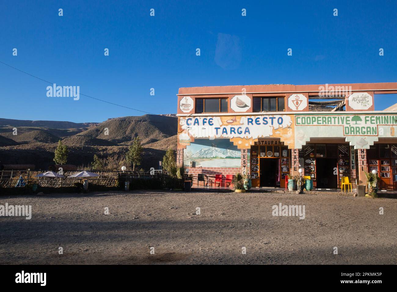 Cooperative feminine dargan hi-res stock photography and images - Alamy