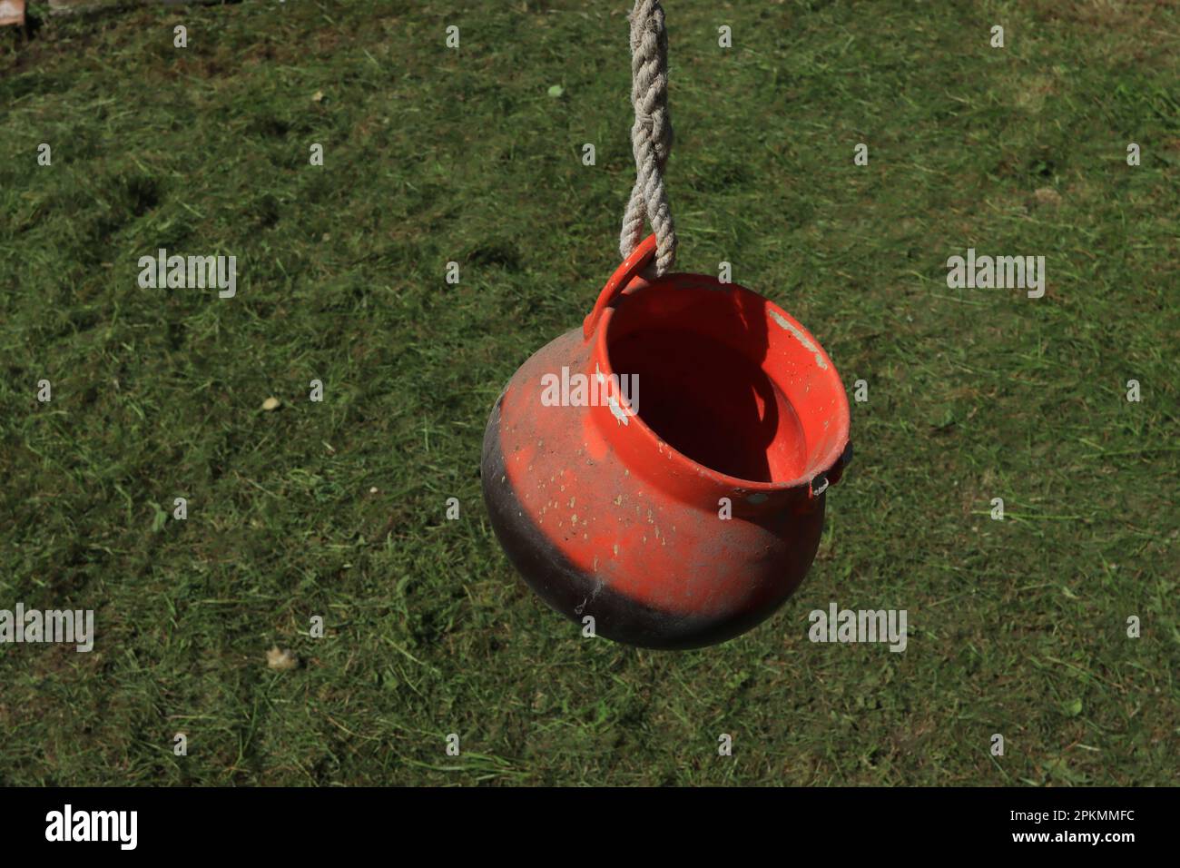 Barro rojo hi-res stock photography and images - Alamy