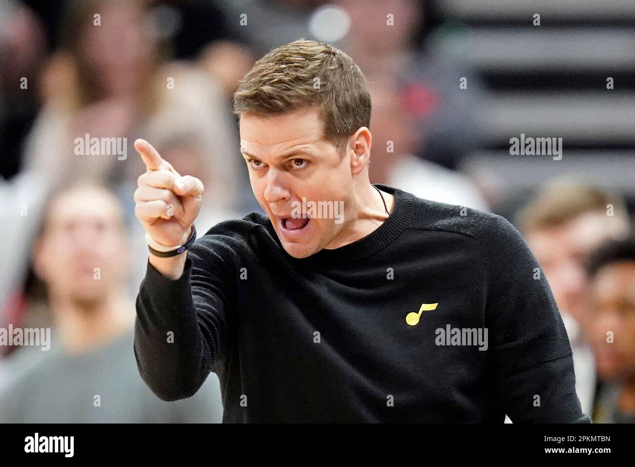 Utah Jazz head coach Will Hardy shouts to his team during the second ...
