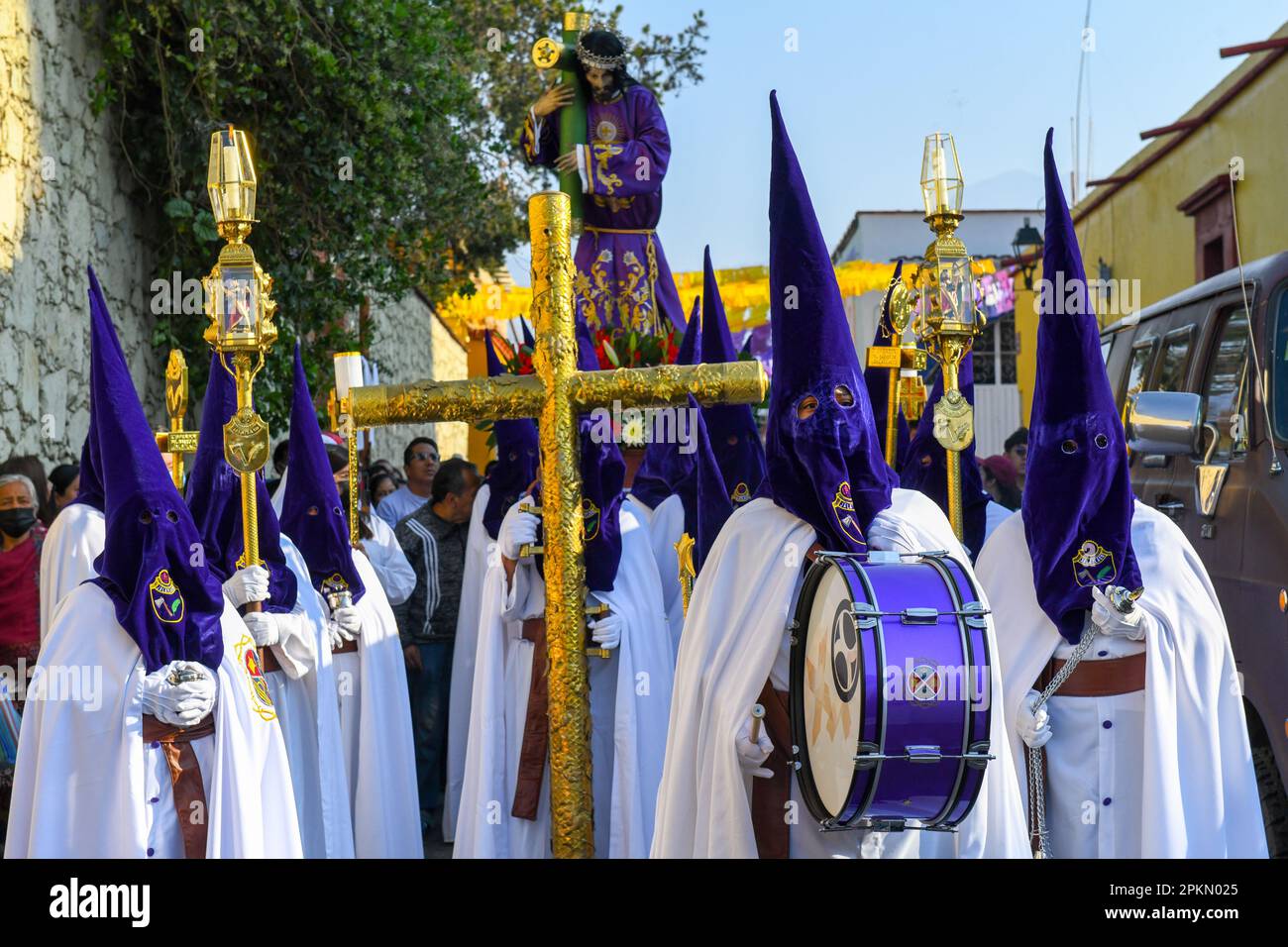 Easter mexico religious parade hi-res stock photography and images - Alamy