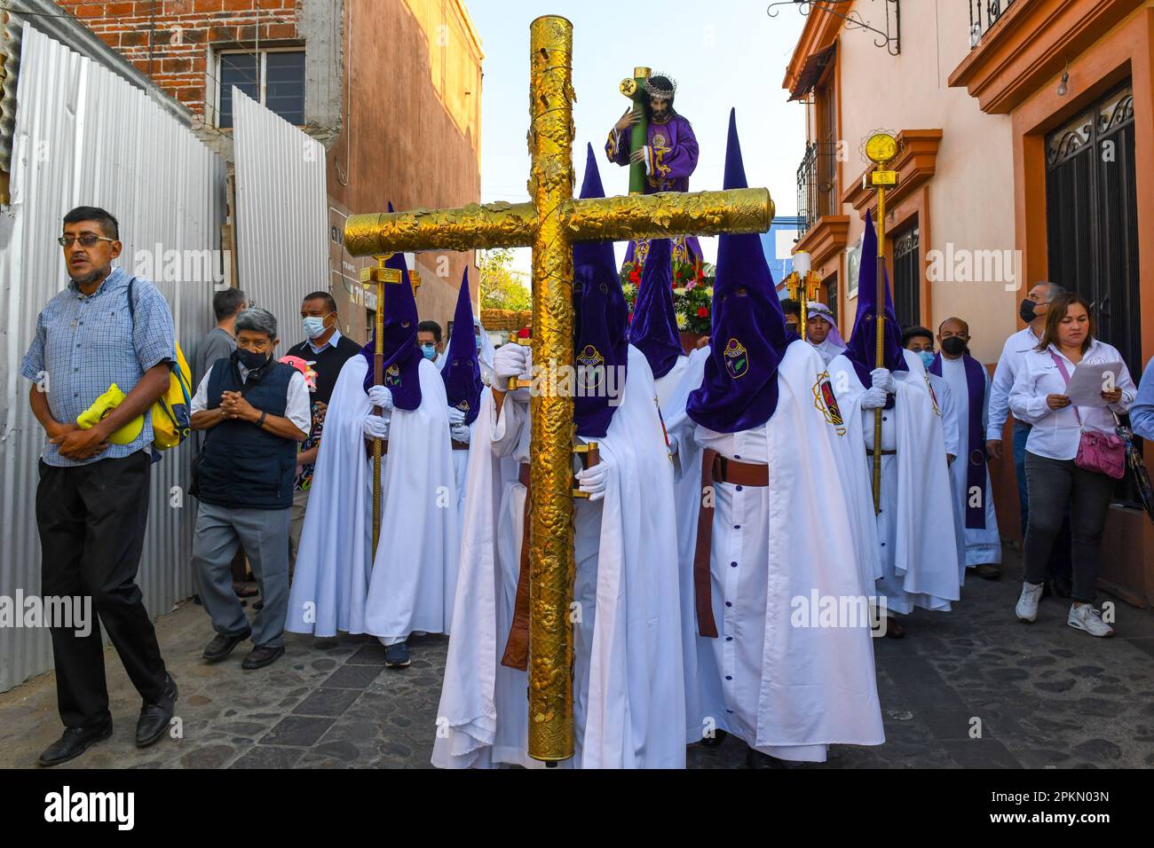 Easter mexico religious parade hi-res stock photography and images - Alamy