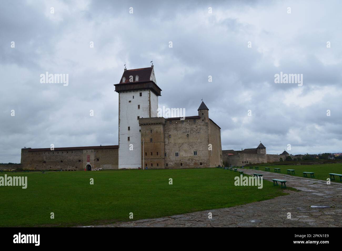 Castle of Narva, Estonia, border between Russia and the EU Stock Photo ...