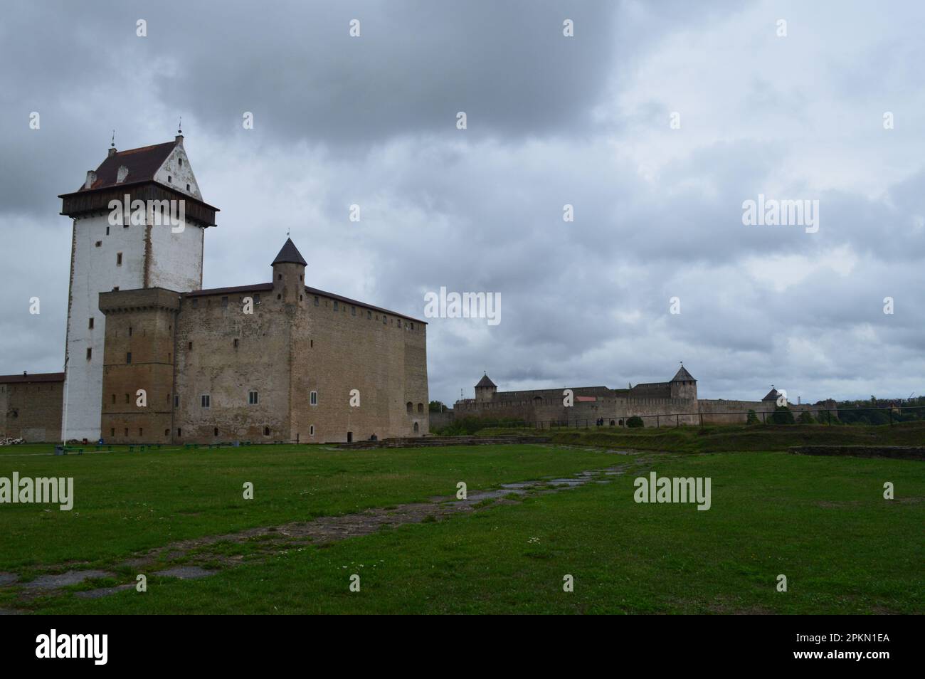Castle of Narva, Estonia, border between Russia and the EU Stock Photo ...