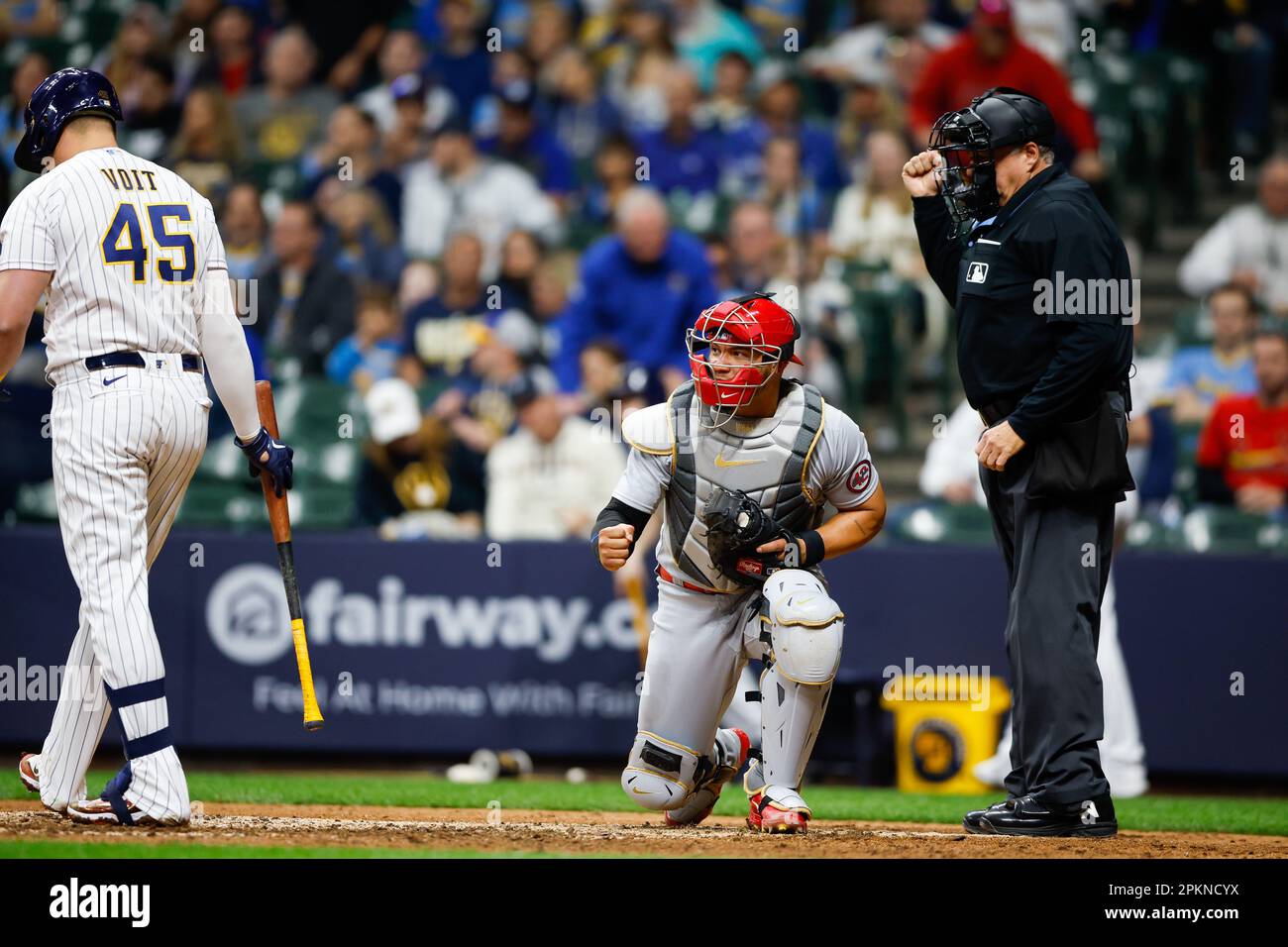 April 8, 2023: St. Louis Cardinals catcher Willson Contreras (40) pumps ...