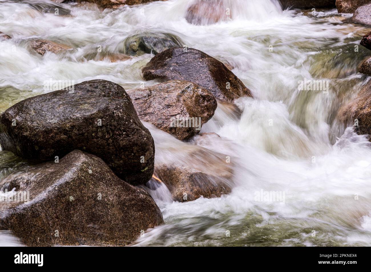 Shannon Falls is the third tallest waterfall in British Columbia and ...