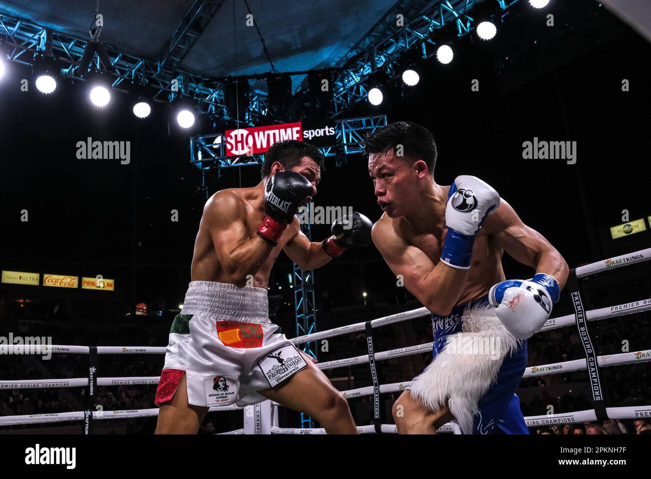 Carson, California, USA. 8th Apr, 2023. Action between Brandun Lee ...